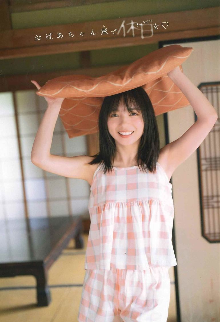 📸 画像：齊藤京子（日向坂46）『週刊少年チャンピオン』43号より｜日向坂46 齊藤京子、「一緒にくつろげるようなグラビアになってたらいいな♡