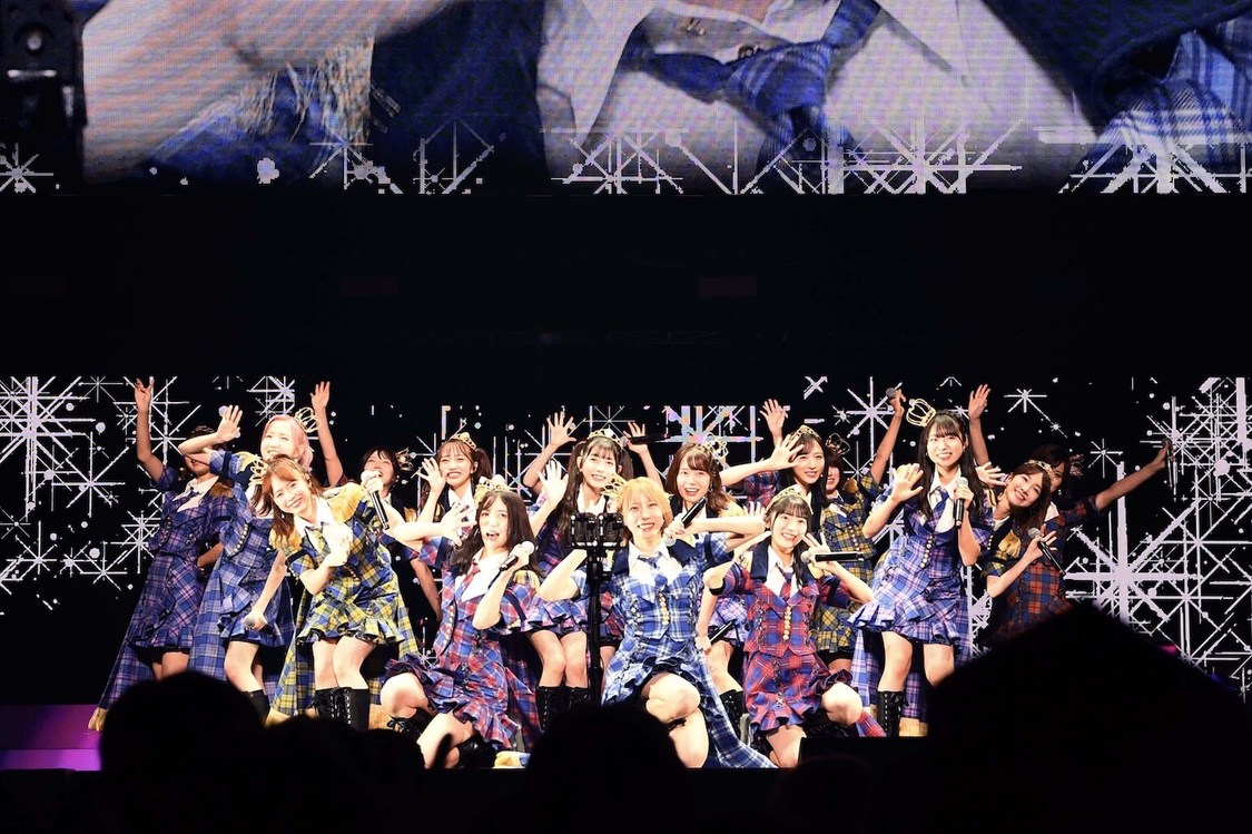 📸 画像：AKB48＜MX祭り！AKB48 60th Single「久しぶりのリップグロス」発売記念コンサート in 武道館 2022 〜僕はずっと忘れない〜 ＞日本武道館（2022年10月9 ...