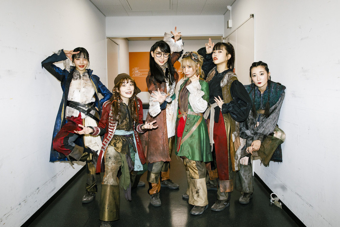 📸 画像：＜BiSH RHYTHM LiVE '22＞横浜アリーナ（2022年11月4日）｜BiSH[ライブレポート]圧巻のパフォーマンスで＜BUZZ RHYTHM LIVE＞をジャック！