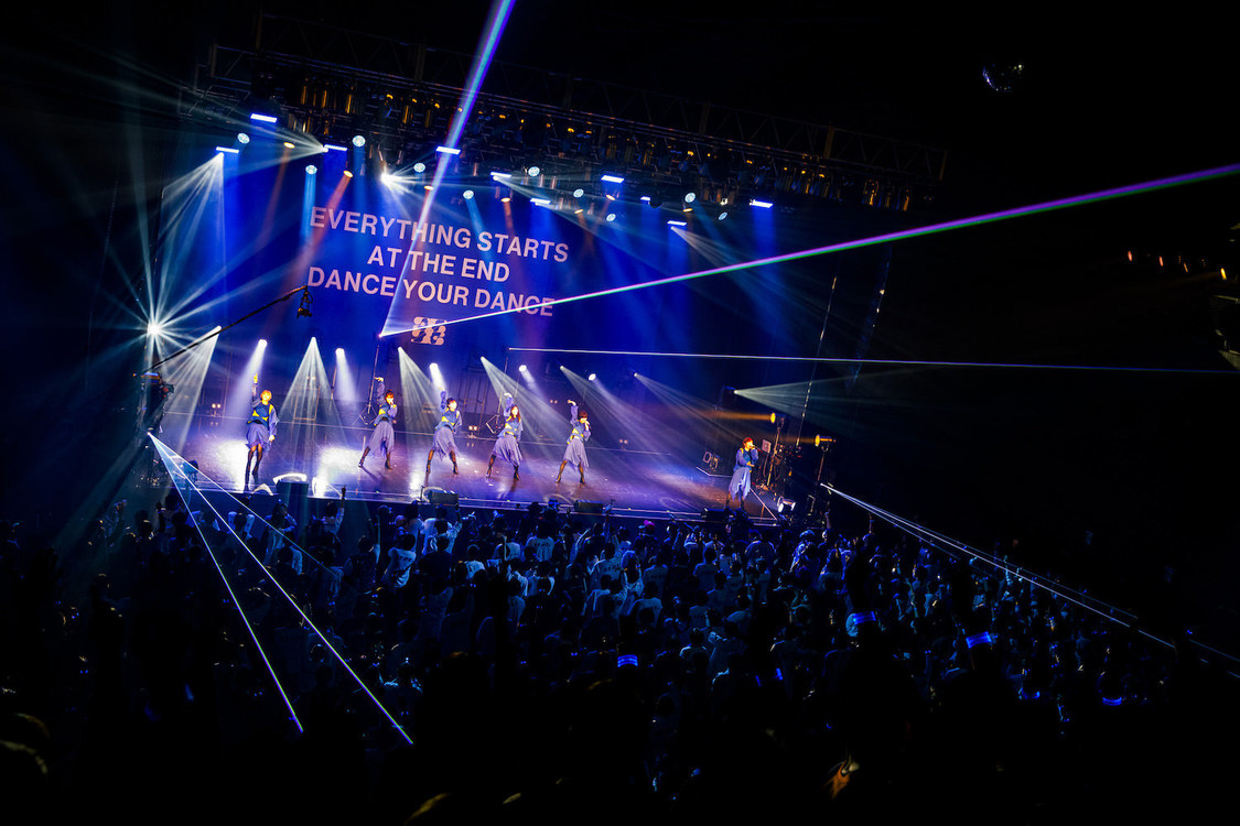 📸 画像:<exwhyz Live At Budokan The Firsrt Step>|exwhyz、日本武道館ワンマン決定! Bishと