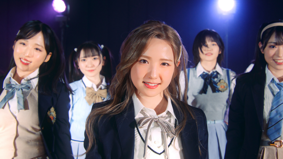 📸 画像：akb48「どうしても君が好きだ」mvより（©️akb48 ）｜akb48、61st Sg「どうしても君が好きだ」mv公開