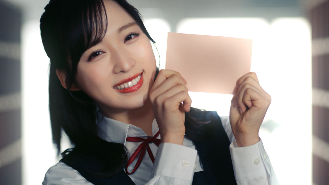 📸 画像：akb48「どうしても君が好きだ」mvより（©️akb48 ）｜akb48、61st Sg「どうしても君が好きだ」mv公開