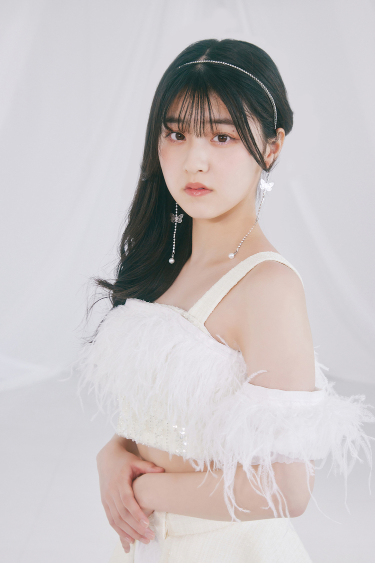 📸 画像：Fuhua、新曲「Spotlight.」MV＆新アーティスト写真を公開！｜Fuhua、新曲「Spotlight.」MV＆新 ...