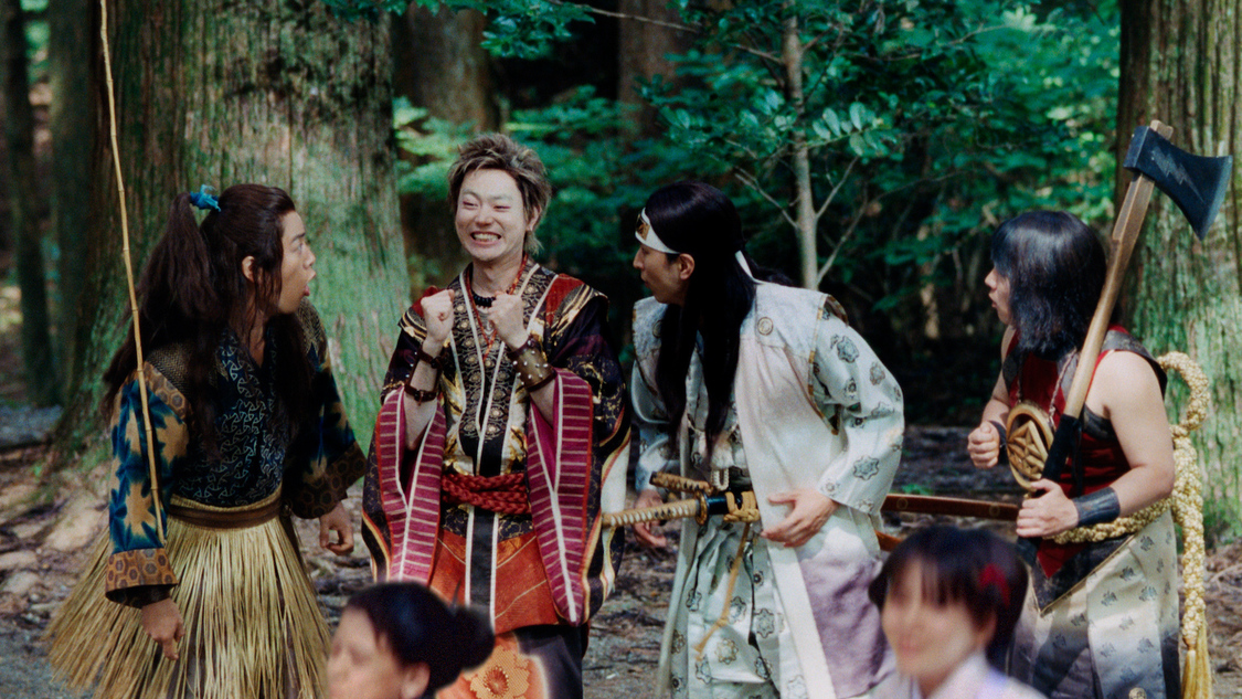 📸 画像：『au三太郎』シリーズ新CM 「ココロオドル体操」篇｜あの、au三太郎シリーズ新CMでオリジナルソング「ココロオドル体操」を歌唱！「最初の部分が変な感じですごく僕は気に入ってます」