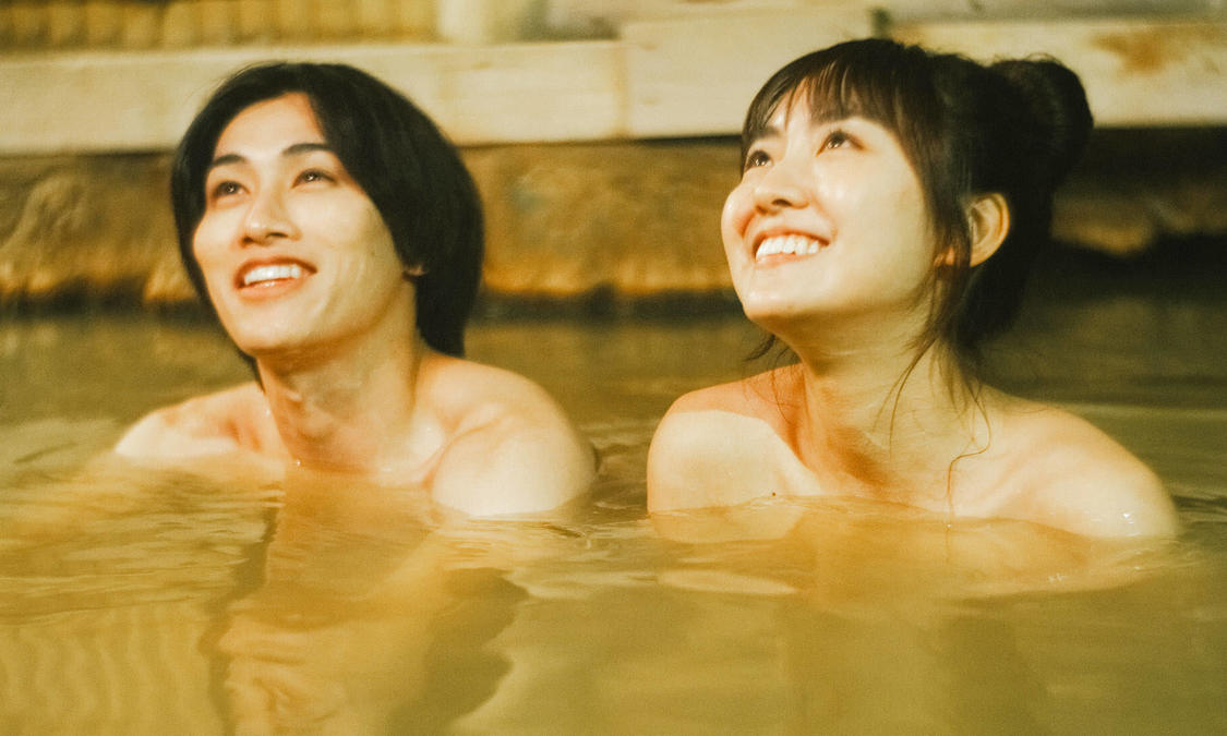 📸 画像:©「恋は湯けむりの中で」製作委員会|都丸紗也華、豊田ルナ、高鶴桃羽 出演オリジナルドラマ『恋は湯けむりの中で』、cs放送決定!